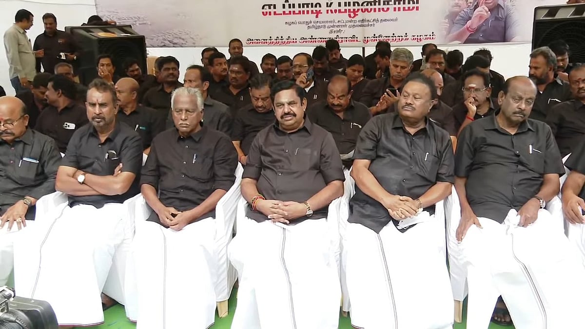 கள்ளர் சீரமைப்பு பள்ளி விவகாரம்: அணிதிரட்டிய அதிமுக... எடுபடுமா எடப்பாடியின் `பேட்ச் வொர்க் ...