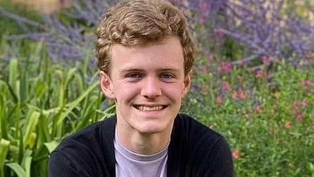 2002-ம் ஆண்டில் பிறந்தவர், இப்போது இங்கிலாந்து எம்.பி.. யார் இந்த சாம் ...