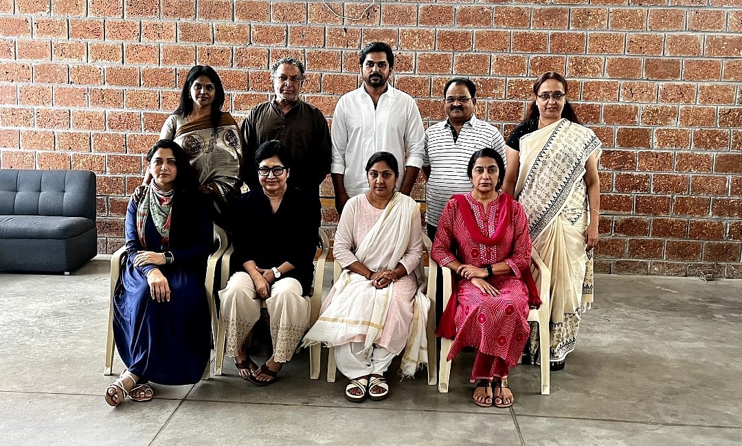 நடிகர் சங்கத்தின் `விசாகா' கமிட்டியின் ஆலோசனை கூட்டத்தில் நடந்தது ...