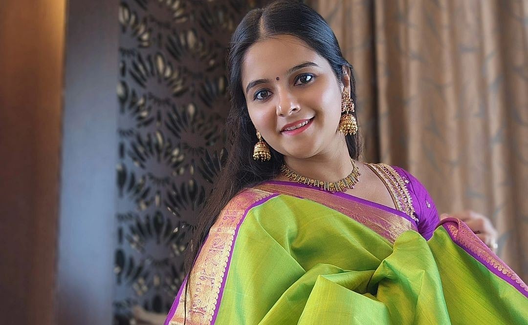 Haripriya: "பாட்டி, பட்டுப்பாவாடை, தஞ்சை சமையல்... இதான் எங்க தீபாவளி ...