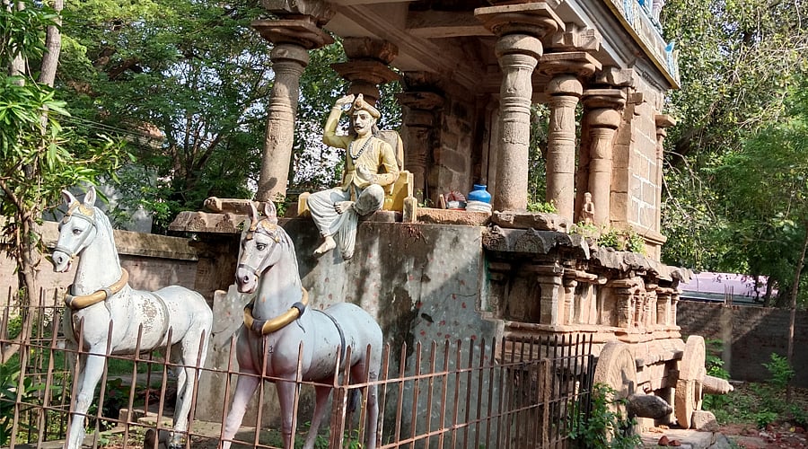 திருவாரூர்: மனுநீதிச் சோழன் நினைவு கல்தேர்; தொய்வுடன் நடைபெறும் ...