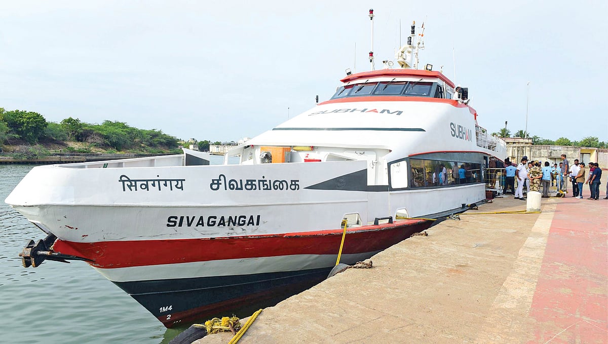 Ananda Vikatan - 29 January 2025 - மினிமம் பட்ஜெட்டில் கப்பலில் ஒரு ...