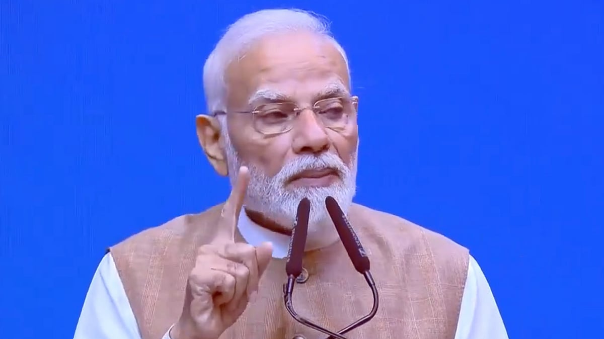 ஹவாய் செருப்புப் போடும் சாதாரண மக்களும் விமானத்தில் பறக்கணும். அது என் ...
