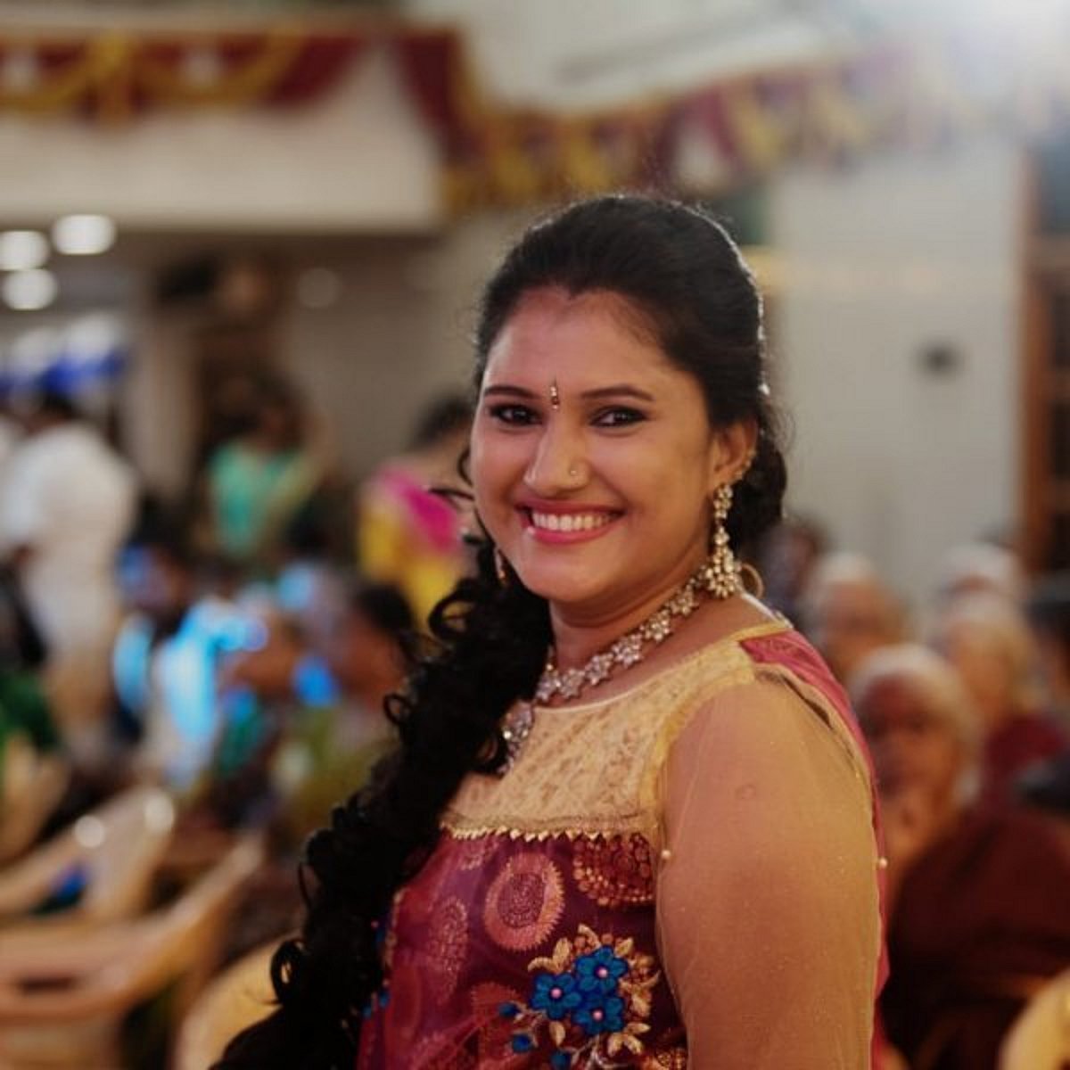 `ஆதித்யா' அர்ச்சனா... நடிகை... தொகுப்பாளினி... பாடகி... இப்போ பிசினஸ் ...