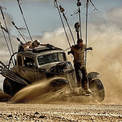 'மேட் மேக்ஸ்': ஏன் 6 ஆஸ்கர் விருதுகளை அள்ளியது? | Mad Max: Fury Road ...