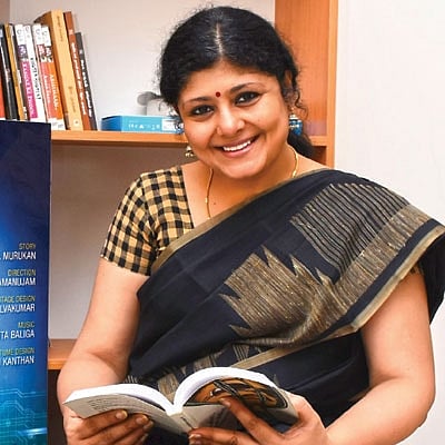 Ananda Vikatan - 23 March 2016 - கோடம்பாக்கத்தின் புது அம்மா! | Actress ...