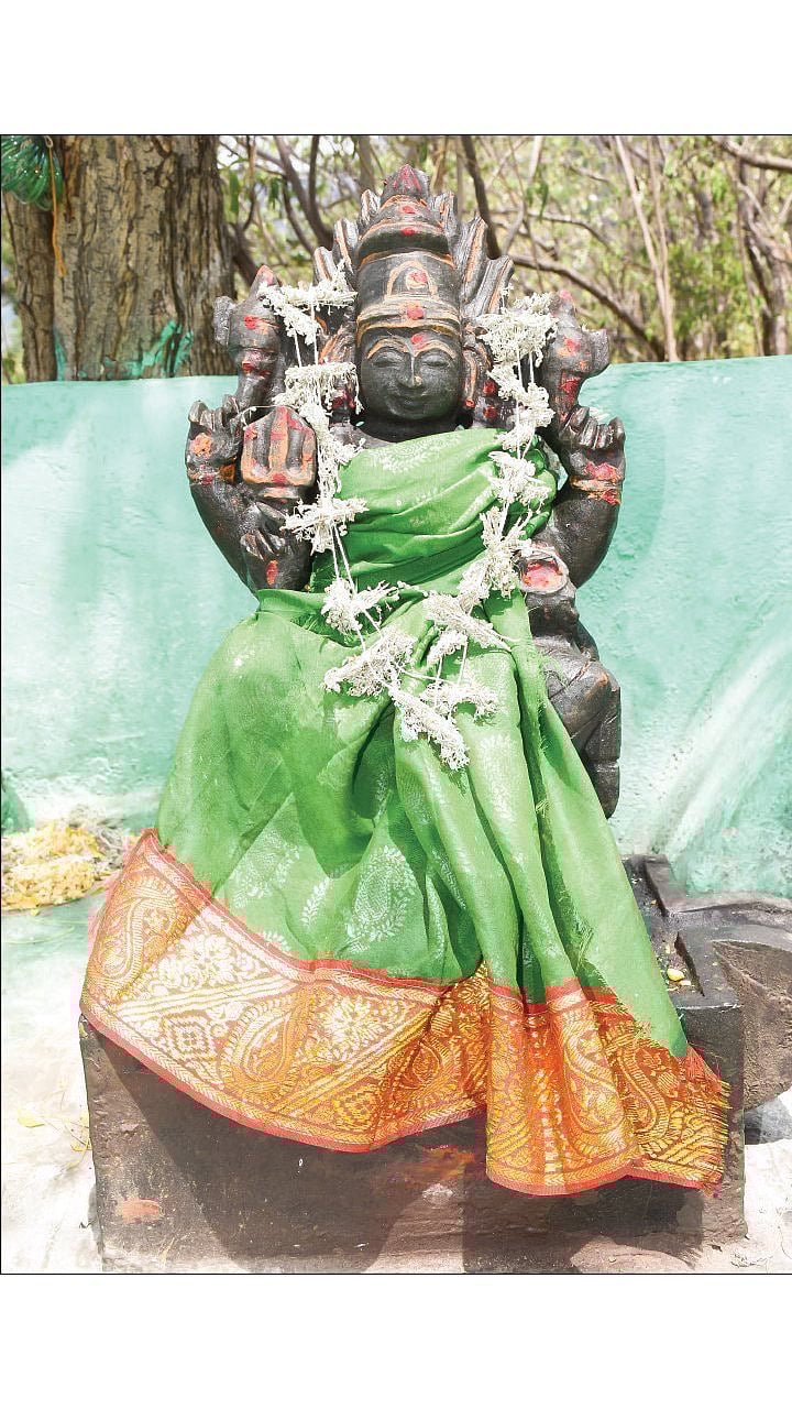 Aval Vikatan - 13 November 2018 - பொன்னி - தெய்வ மனுஷிகள் | Ponni ...