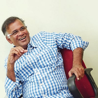 Thadam Vikatan - 01 August 2016 - “ஒரு சோட்டா கவர்மென்ட்டுக்காக ஒருவன் ...