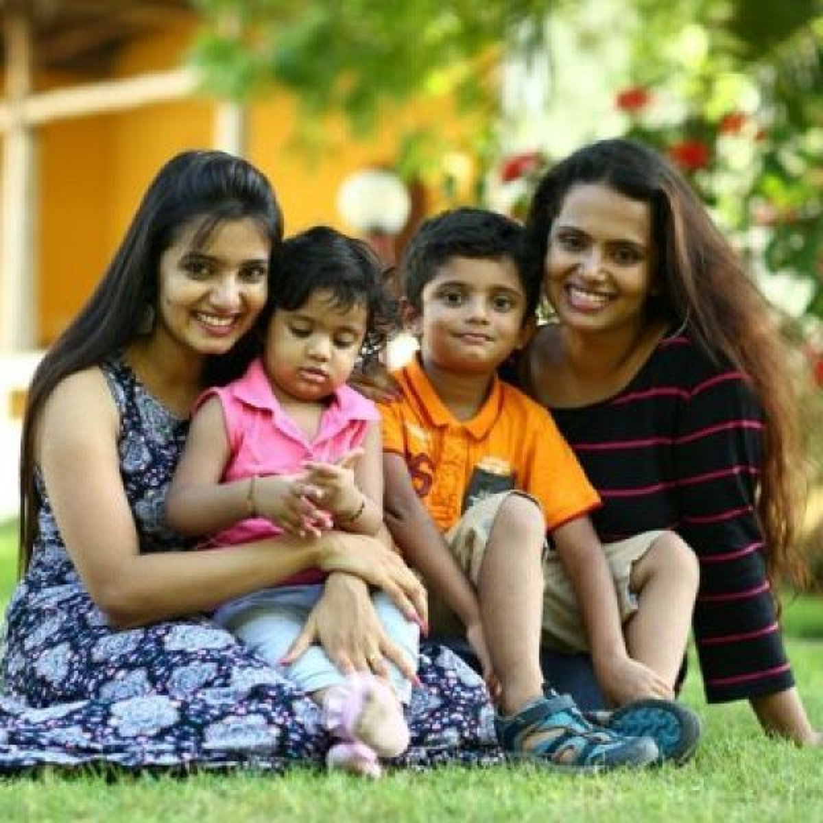 ``கல்யாணத்தைப் பற்றி தங்கைதான் முடிவு செய்யணும்!" - சின்னத்திரை நடிகை ...