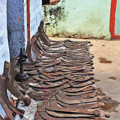 Thadam Vikatan - 01 June 2016 - வளரி - கதைகளின் கதை - சு.வெங்கடேசன் ...