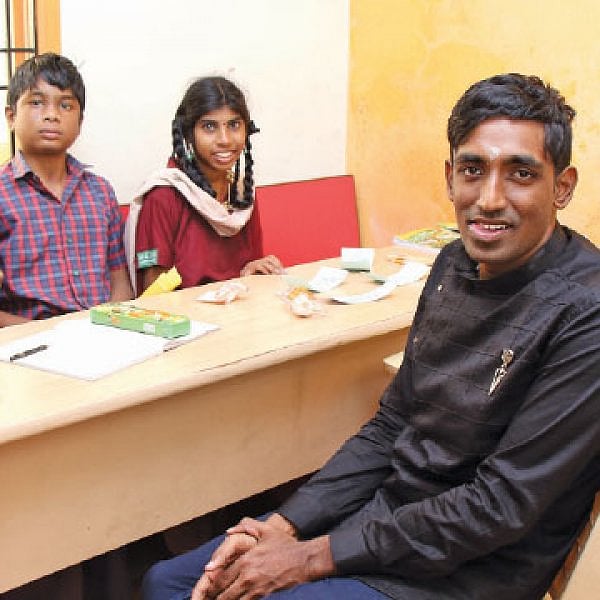 Doctor Vikatan - 01 March 2019 - மூளை முடக்குவாதத்தை முயற்சியால் வென்ற ...