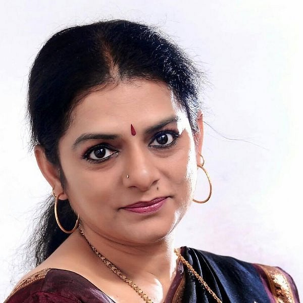 ``ப்ச்... கல்யாண வயசுலாம் போயிருச்சு... இனி எனக்கு அம்மா மட்டும்தான் ...