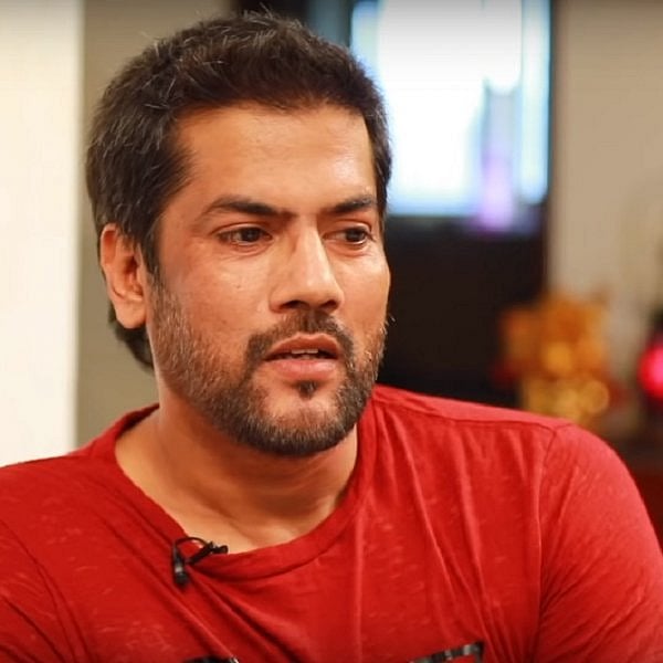 ``விஜய் அப்படிப்பட்ட ஆளே கிடையாது..!’’ - `அவுட்டு’ பவன் | Polladhavan ...