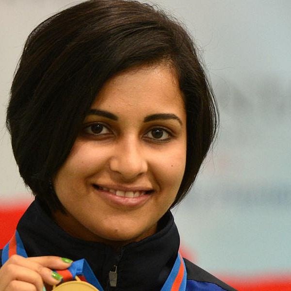 `தேசிய கீதத்தைக் கேட்காமல் வாங்கும் பதக்கம் எப்படி இருக்கும் தெரியுமா ...