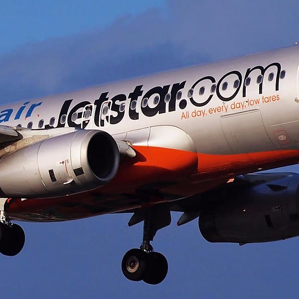உலகின் மோசமான ஏர்லைன்ஸ் இதுதானாம்! | Australia's Jetstar rated as World ...