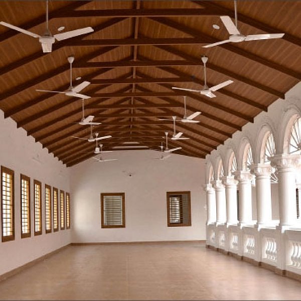 chutti Vikatan - 30 June 2017 - 100 ஜன்னல் வீடு! | 100 window house ...