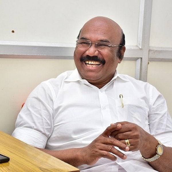 `டெல்லிக்குச் சென்ற கட்டிப்பிடி வைத்தியம்’ - கமலை கலாய்த்த அமைச்சர் ...