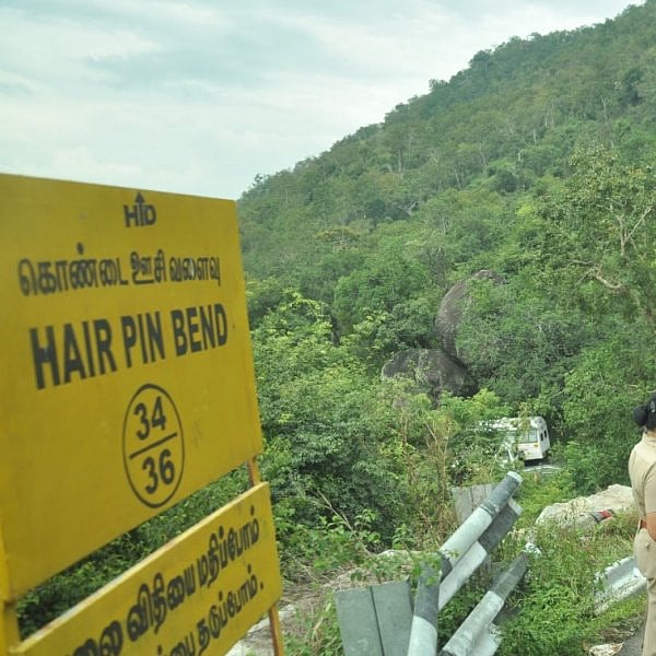 விபத்து நடந்து 54 மணி நேரத்துக்குப் பிறகே தெரிந்தது... கல்லட்டிச் ...