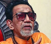 பால்தாக்கரே மருத்துவமனையில் அனுமதி! | Bal Thackeray admitted to ...