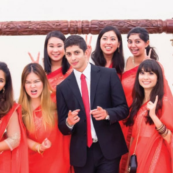 Aval manamagal - 01 April 2019 - செல்ஃபி பார்ட்டிதான் இப்போ ட்ரெண்டிங் ...