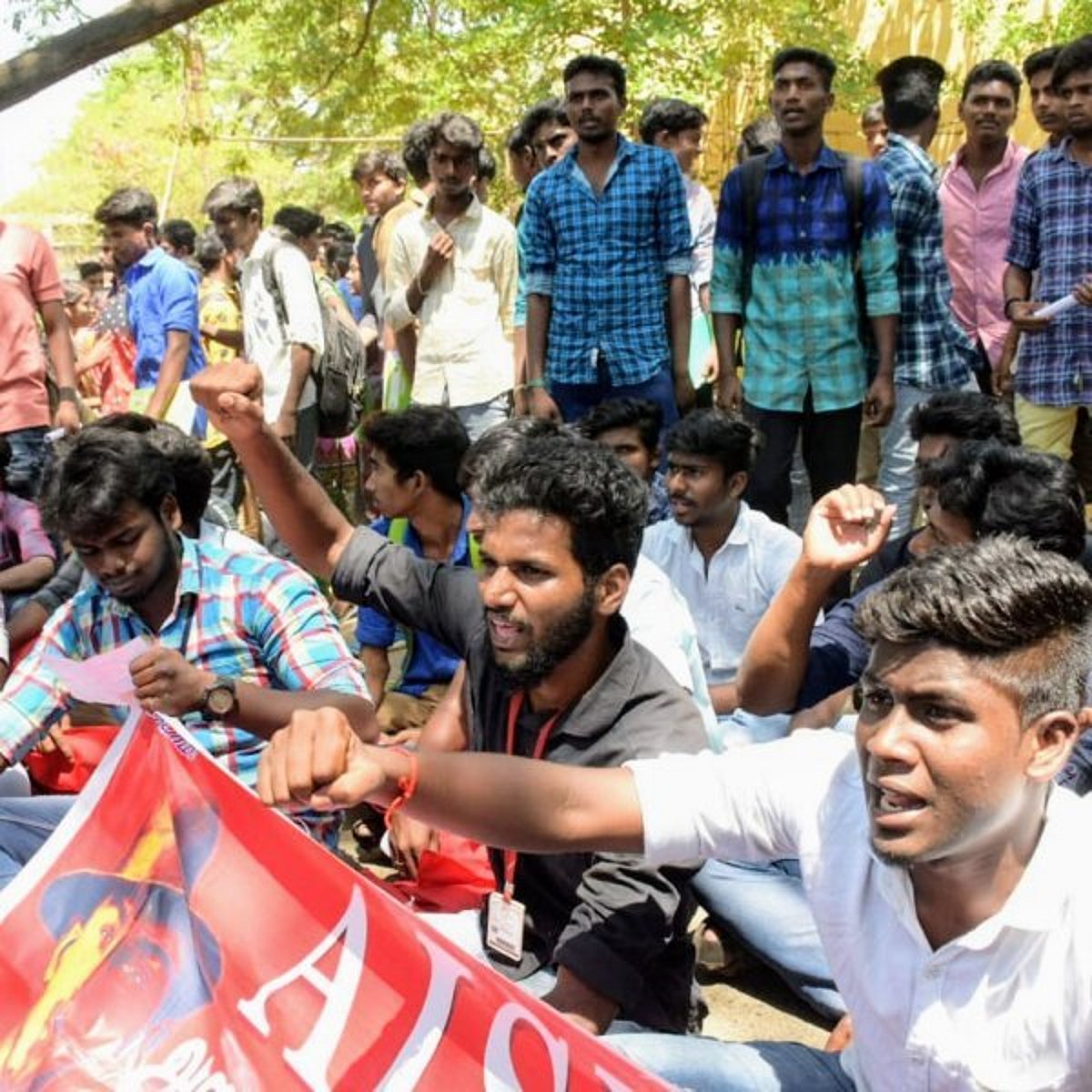 `என் சகோதரிக்கு நடந்ததைப் போல உணர்ந்தேன்!' - பொள்ளாச்சி விவாகரம் ...