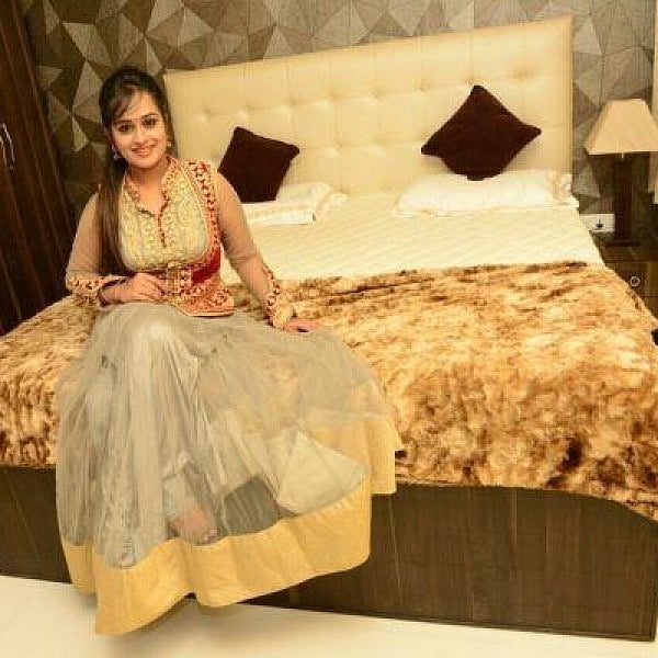 " 'வீட்டுல நான் இருக்கணுமா... நாய்கள் இருக்கணுமா'னு அப்பா அதட்டுவாரு ...