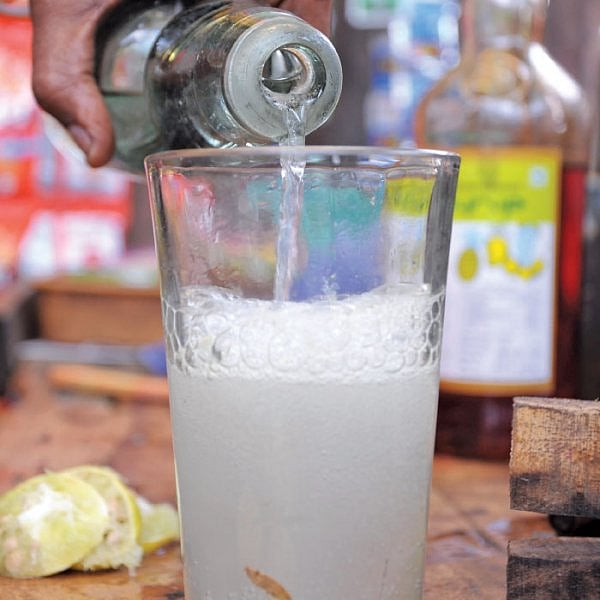 Doctor Vikatan - 01 February 2019 - சோடாவும் பீடாவும் வேண்டாமே ...