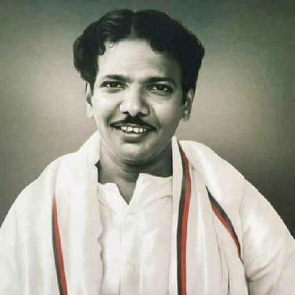 ``கலைஞரிடம் வாங்கிய மறக்கமுடியாத திட்டு!' - ஓவியர் மணியம் செல்வன் ...