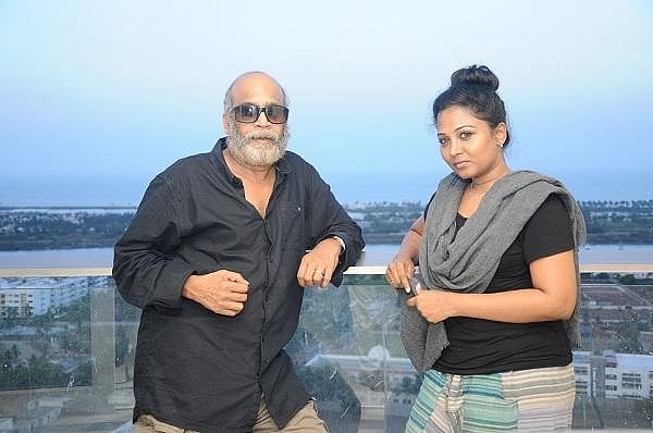 ஷெர்லியுடன் திருமணம், ரஜினி, அரசியல்...! கலகலக்கிறார் வேலு பிரபாகரன் ...