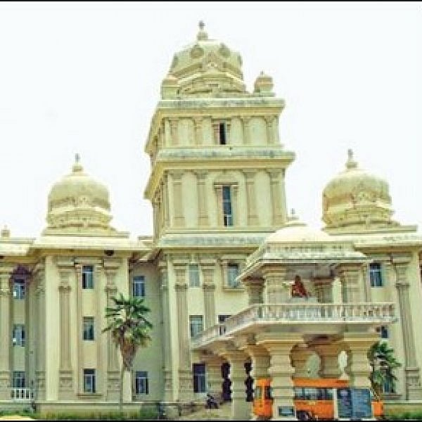 'தஞ்சைப் பல்கலைக் கழகத்திலிருந்து ஆவணங்களை எடுத்துச் செல்லக் கூடாது ...