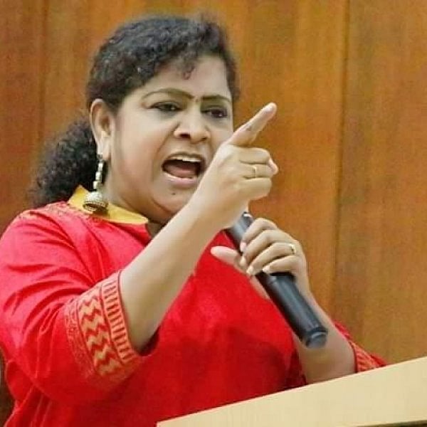 `ஆயுதம் குறித்து எந்தக் கருத்தும் பதிவிடவில்லை!'- பா.ஜ.க புகாருக்கு ...