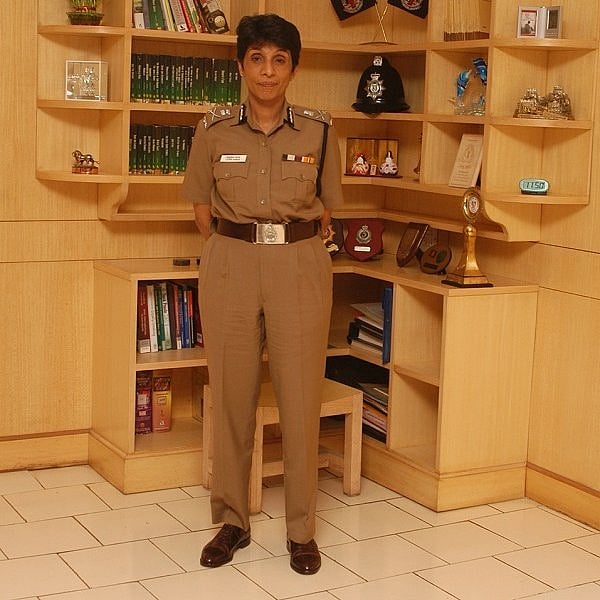 ``காவல்துறையில் உயர் பொறுப்பிலுள்ள ஆண்கள் எல்லோம் ஃபிட்டாக இருக்காங்களா ...