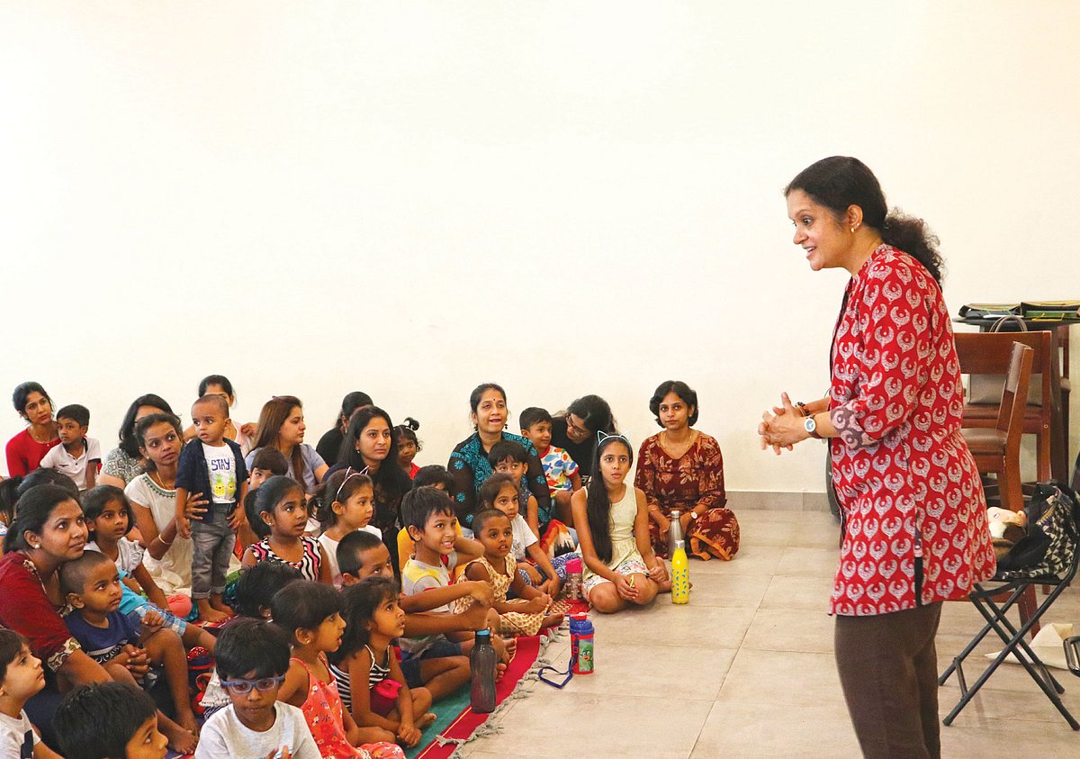 Ananda Vikatan - 17 July 2019 - கில்லி மாதிரி கதை சொல்வாங்க! | Story ...