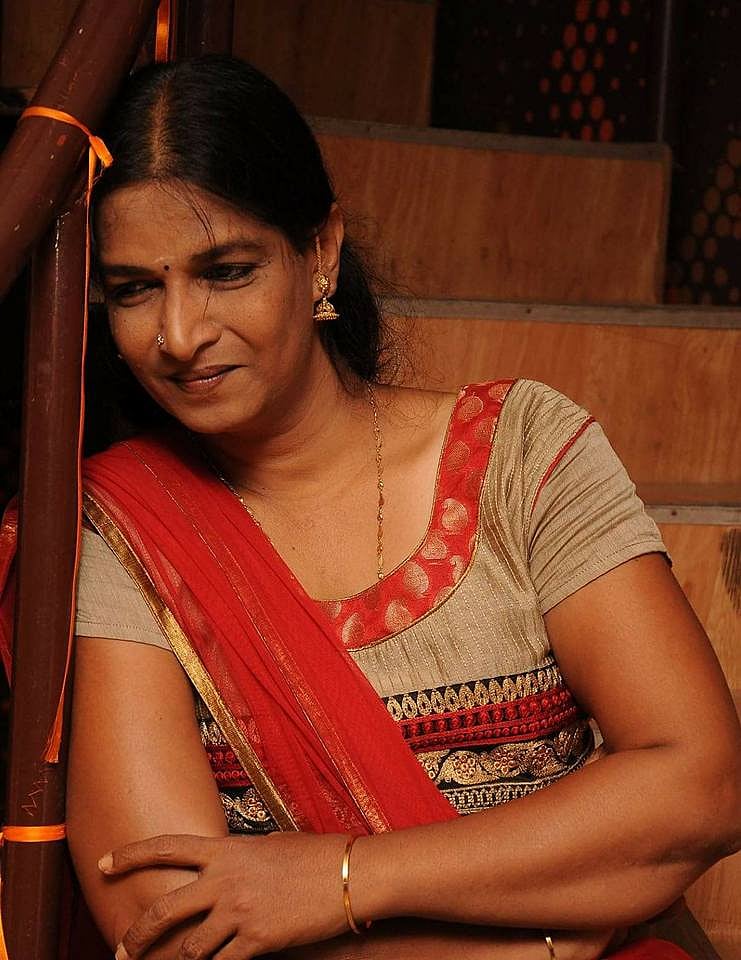 'கணவரோடு நான் வாழ்ந்தால் தற்கொலை செய்துகோள்வோம் என்று மிரட்டினார்கள் ...
