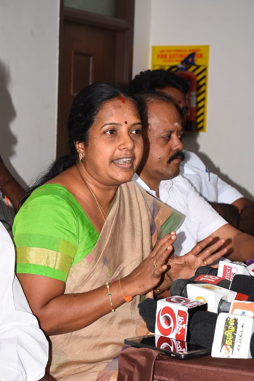 `மக்கள் ஆதரவு இல்லாததாலேயே தி.மு.கவின் இந்தி எதிர்ப்புப் போராட்டம் ...