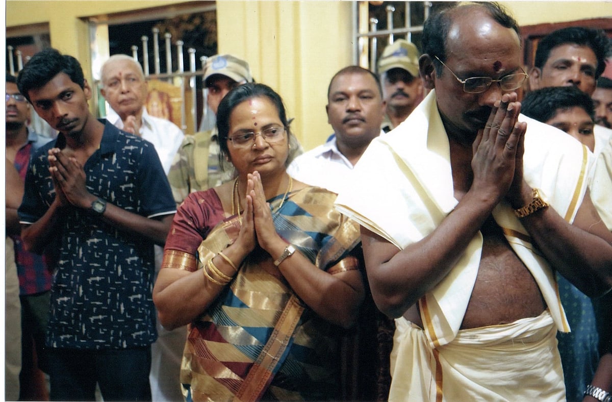 ``ஸ்கூல்ல சிவன் விடுற பேப்பர் ராக்கெட்ல என்ன விசேஷம் தெரியுமா ...