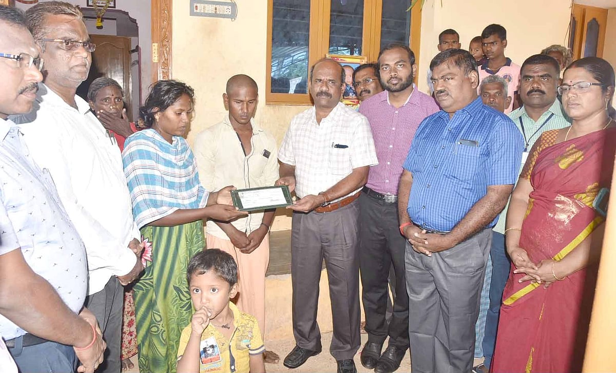 `விரைவில் வதந்திகளுக்கு முற்றுப்புள்ளி!’ - சுஜித் விவகாரத்தில் ஆட்சியர் ...