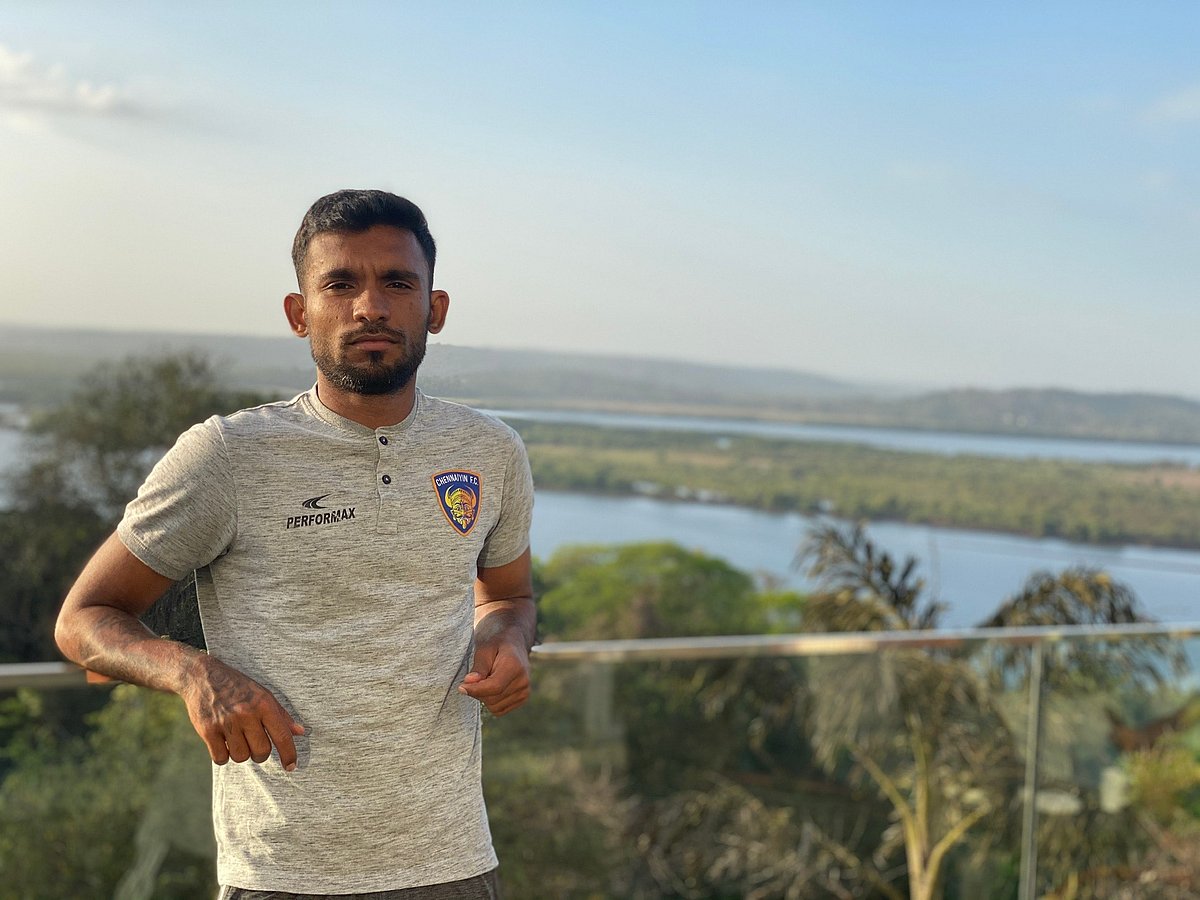 ``சென்னைக்கு கப் வாங்கிக் கொடுத்த கோச், எங்ககிட்ட இருந்து ஏன் ...