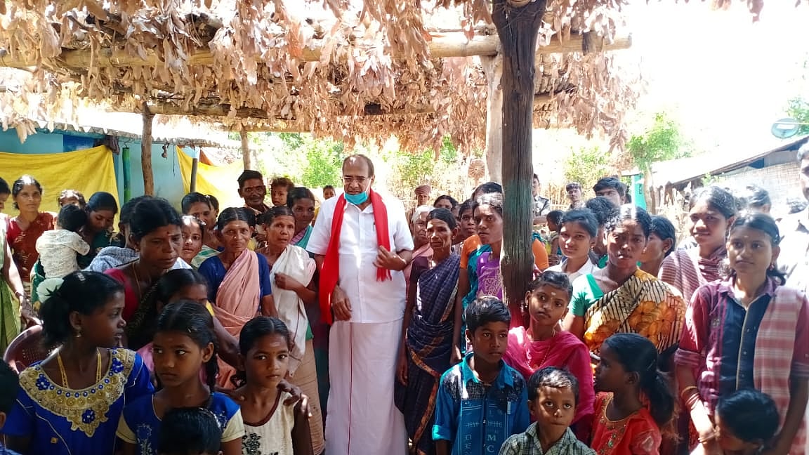 `செங்கோட்டையன் வந்து போயிருந்தா இப்படி இருக்குமா?'- பழங்குடிகளின் ...
