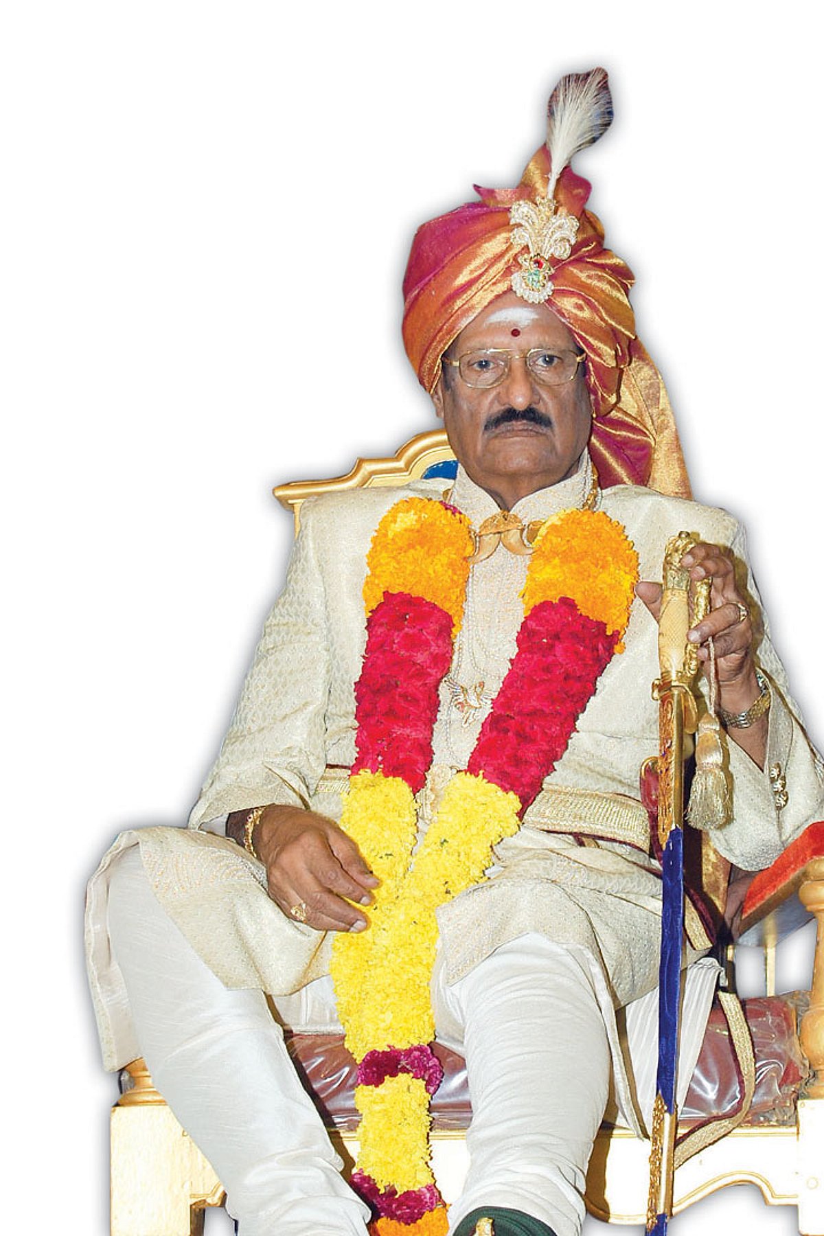 Ananda Vikatan - 03 June 2020 - கடைசி ராஜாவுக்கு இறுதி வணக்கம்!|The ...