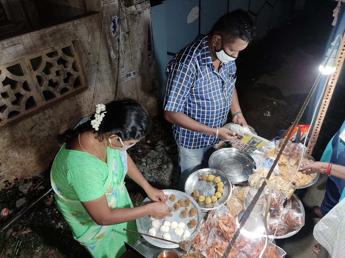 ஈரோடு: `ஒரே நாள்ல 5,000 ஒப்பிட்டு செஞ்சிருக்கோம்!’ - பாரம்பர்ய பலகாரம் ...