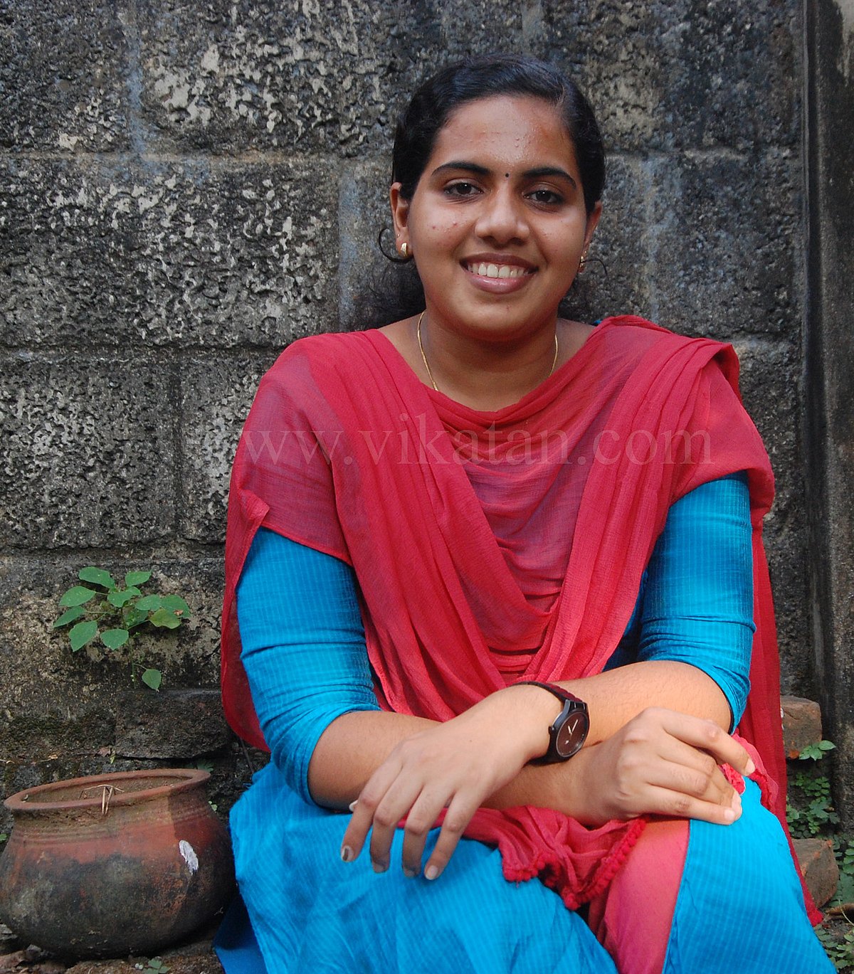 `இந்தியாவின் இளம் வயது மேயர்’ ஆர்யா ராஜேந்திரன் |India's Youngest ...