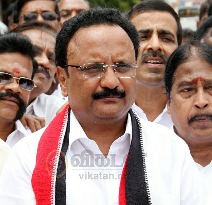 `அது அண்ணா தி.மு.க இல்லை, வேலுமணி தி.மு.க' - கொதிக்கும் கோவை முன்னாள் ...