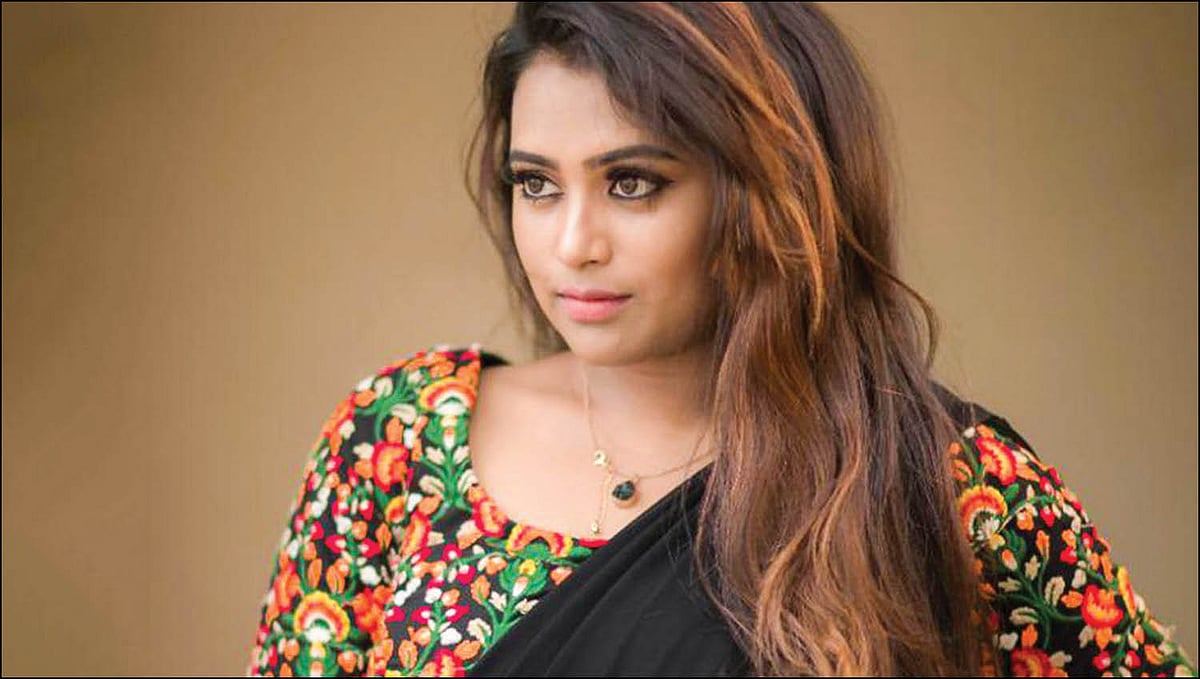 Ananda Vikatan - 04 August 2021 - விகடன் TV: “ஒவ்வொருவர் வீட்டில் ...