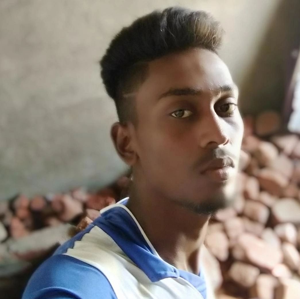 மாணவர் மணிகண்டன் மர்ம மரணம்: `சி.பி.ஐ விசாரணை கோரும் உறவினர்கள் ...