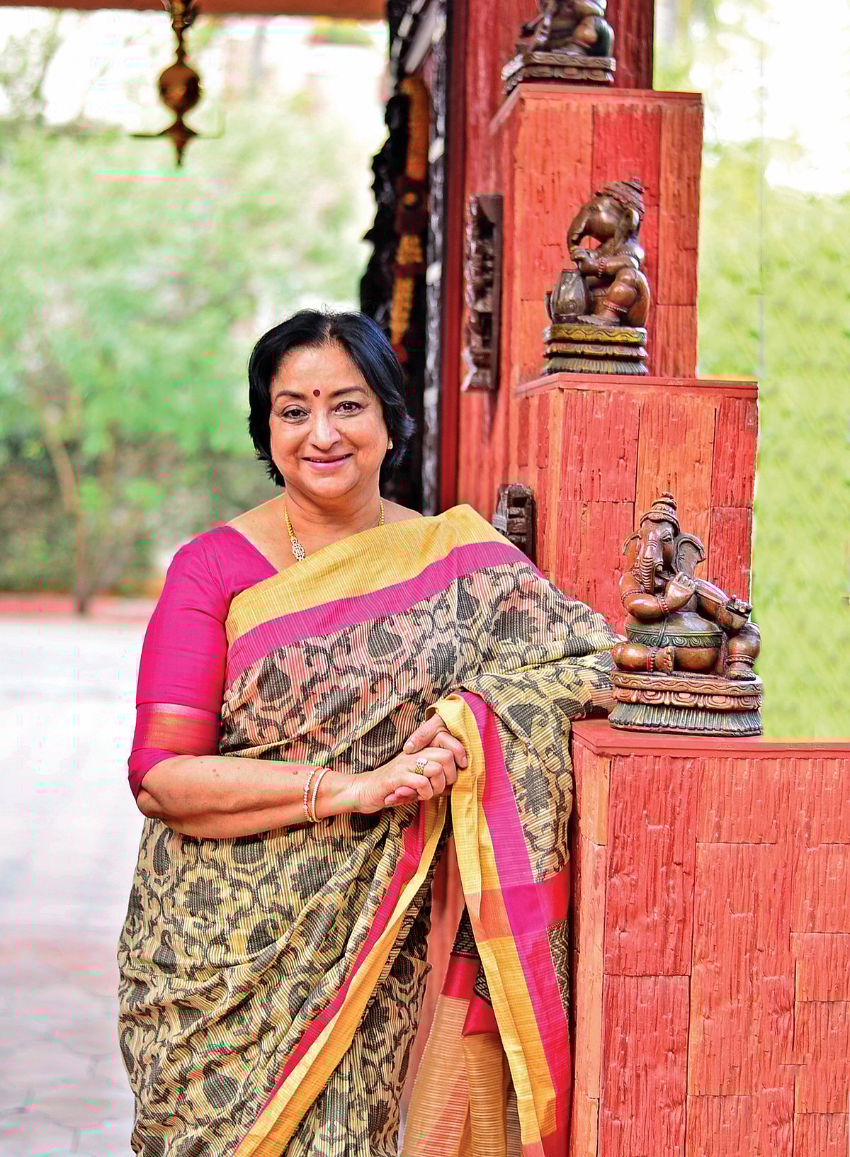 Sakthi Vikatan - 22 March 2022 - லட்சுமி கடாட்சம் - எல்லோருமே என்னைப் ...