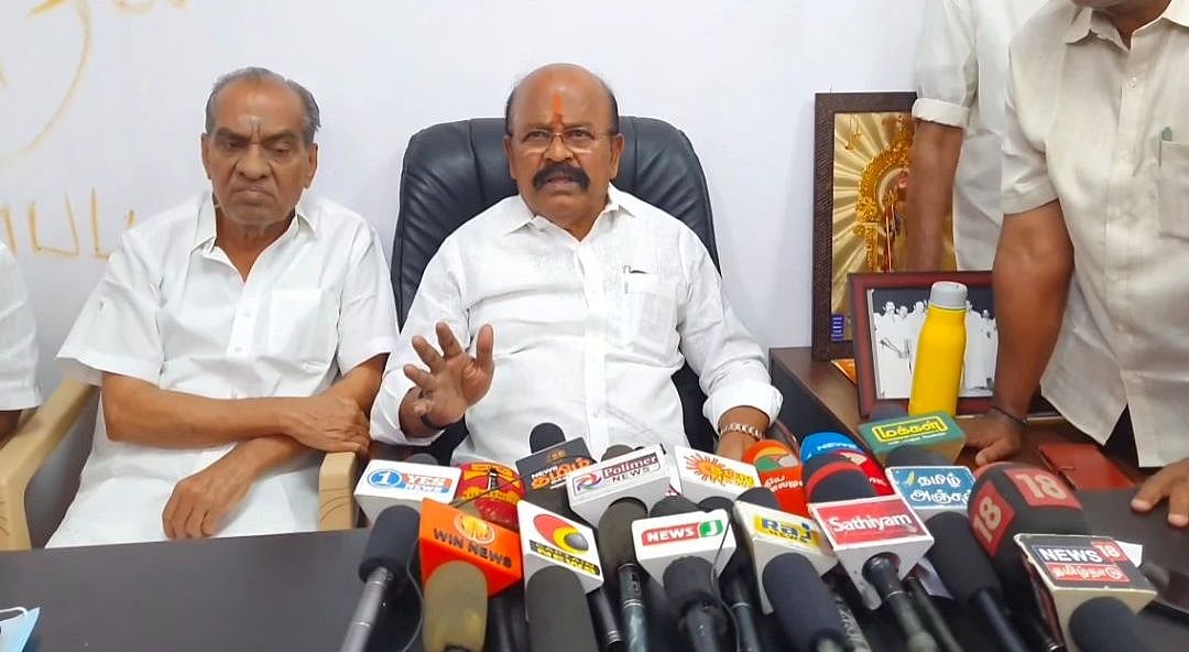 ``எடப்பாடி ஆட்சி எப்போது வரும் என மக்கள் ஏங்குகின்றனர்" - பொள்ளாச்சி ...