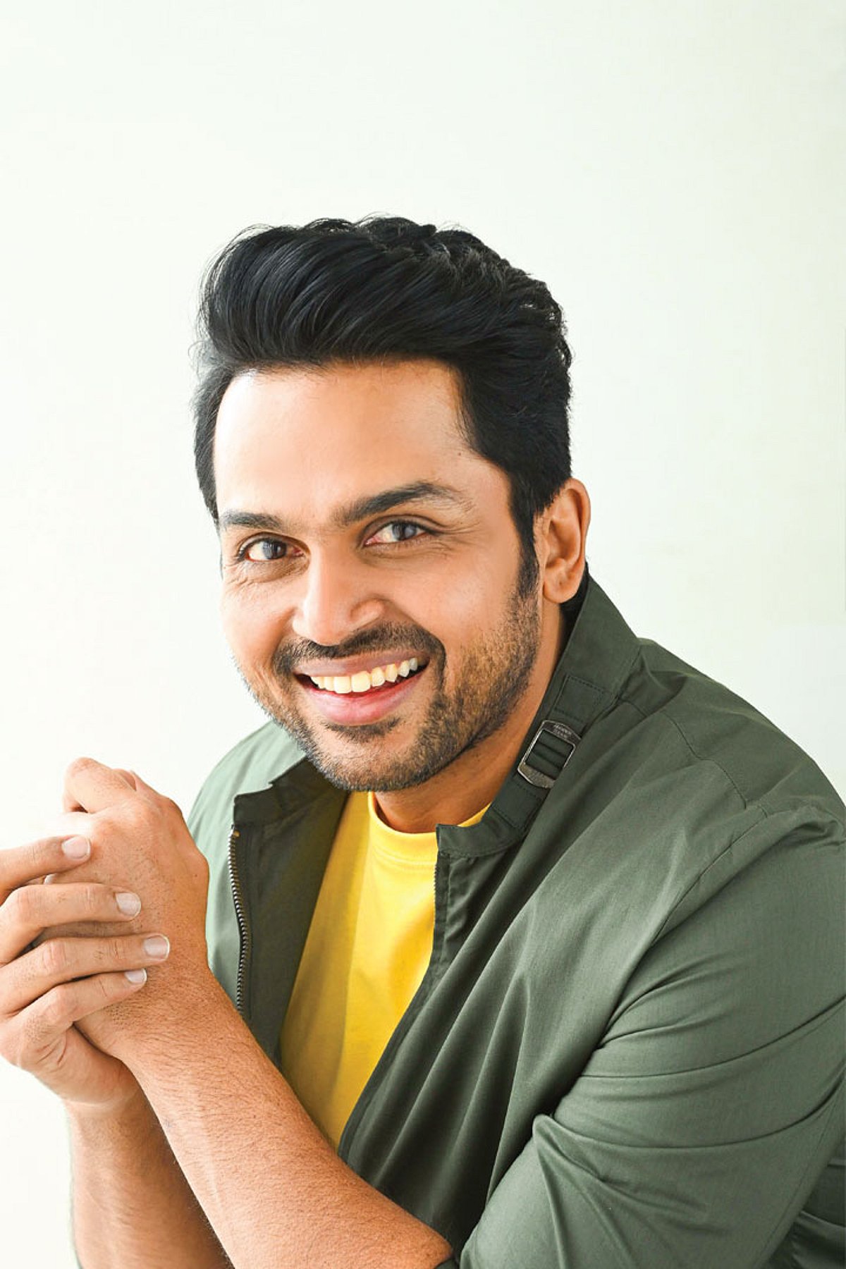 Ananda Vikatan - 17 August 2022 - விகடன் பிரஸ்மீட்: கார்த்தி - ‘ரோலக்ஸ் ...