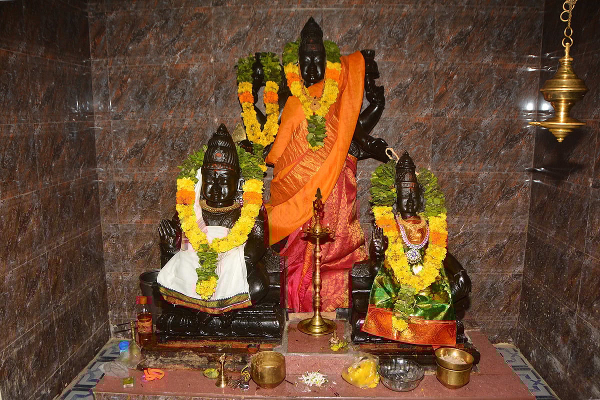 ஸ்ரீராஜலட்சுமி குபேர ஹோமம்: உங்கள் வீட்டில் லட்சுமி கடாட்சம் பெருக ...