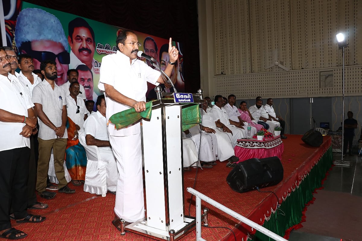 '10 வருட சாதனையா, ஓராண்டு சாதனையா?’ - விவாதிக்க அழைத்த திமுக எம்.பி ...